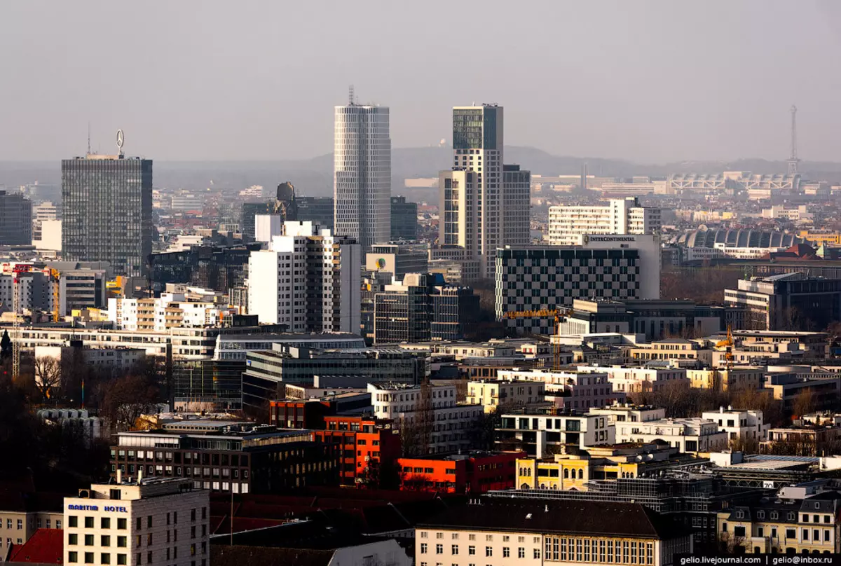 Brighthathlplatz Square