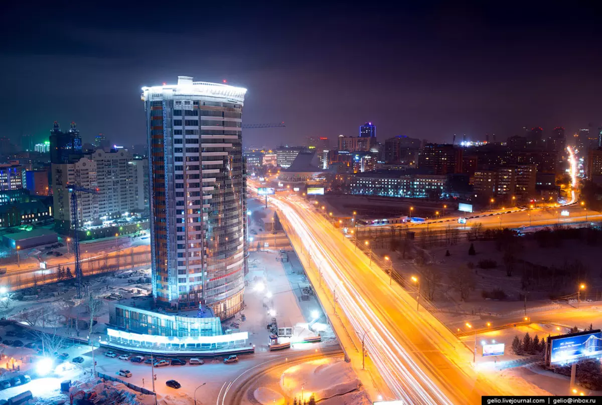 Презлања на октобар аутопута.