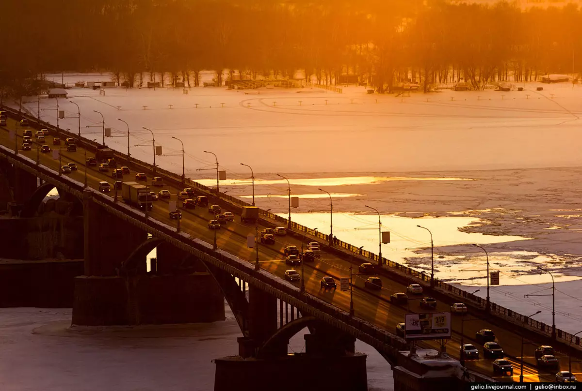 Октобарски мост.