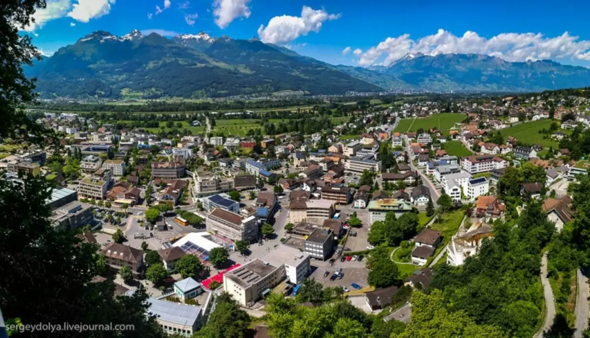 ¡Alrededor de Liechtenstein durante 80 minutos! El fotógrafo sergey shady. 8899_1