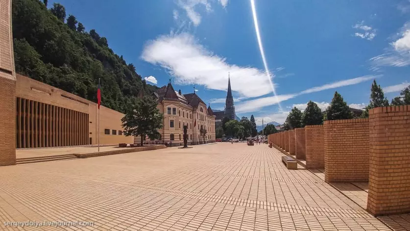 ¡Alrededor de Liechtenstein durante 80 minutos! El fotógrafo sergey shady. 8899_14