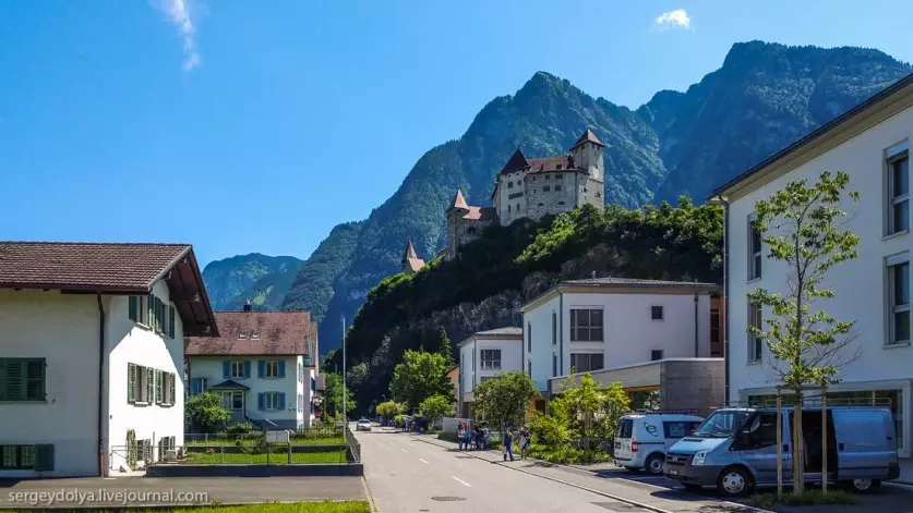 ¡Alrededor de Liechtenstein durante 80 minutos! El fotógrafo sergey shady. 8899_20