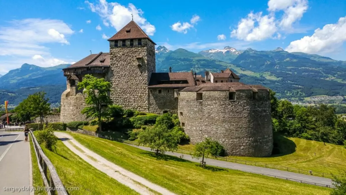 ¡Alrededor de Liechtenstein durante 80 minutos! El fotógrafo sergey shady. 8899_8