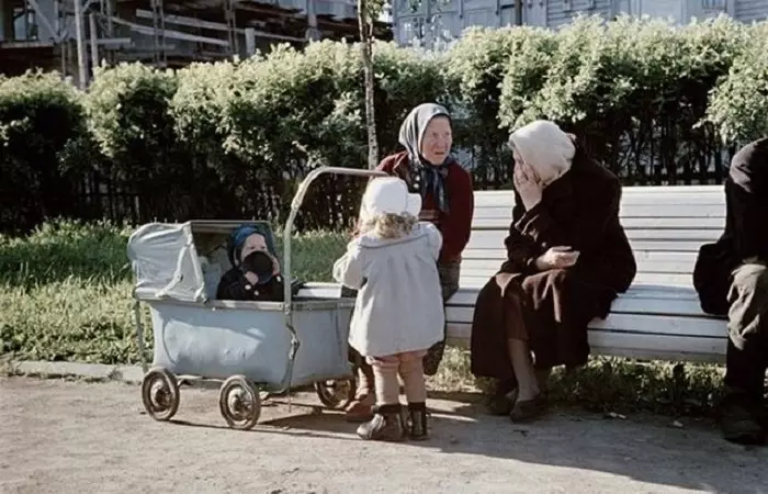 Elämä USSR: ssä USSR: stä, kuten tämä on tehty Neuvostoliiton valokuvaaja, mitä tehdä