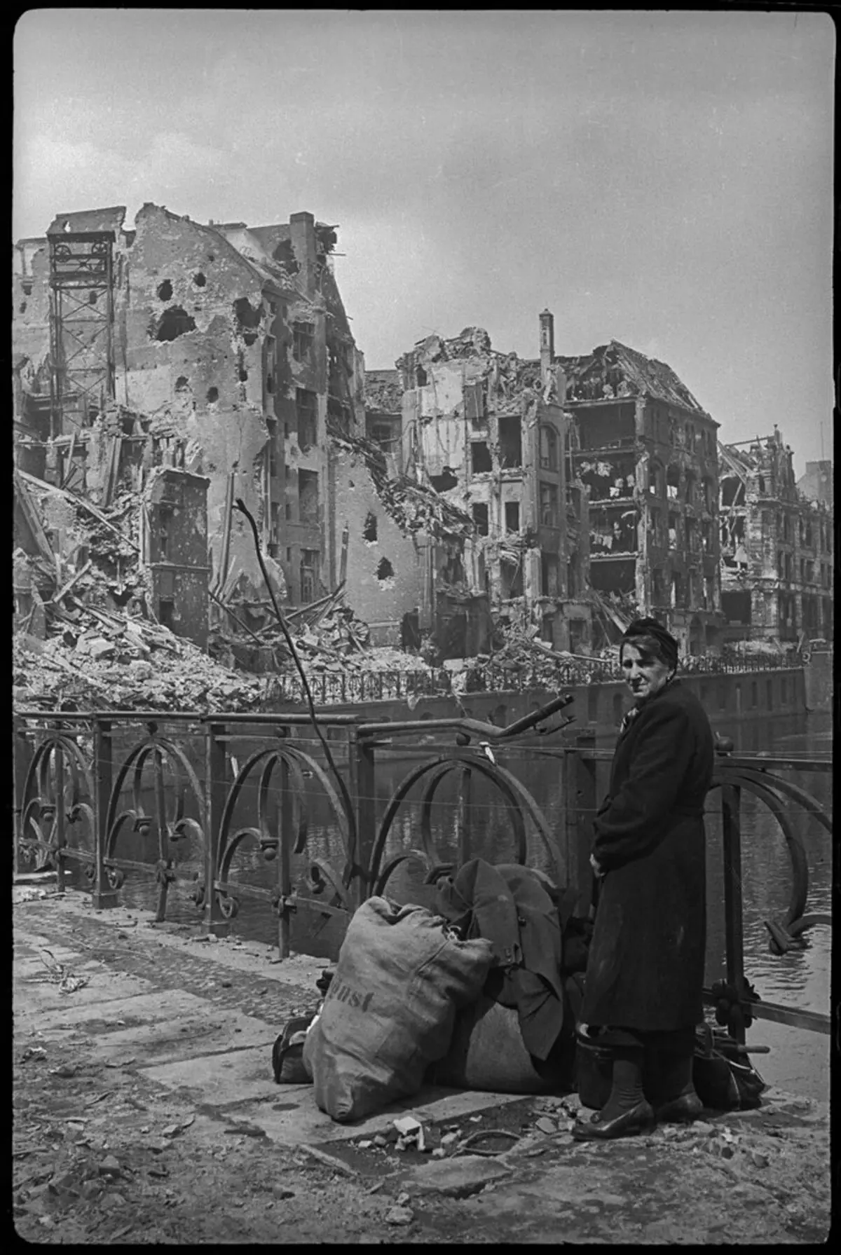 Foto uniche senza titolo della seconda guerra mondiale. Fotografo VALERY FAMYSKY. 9016_7