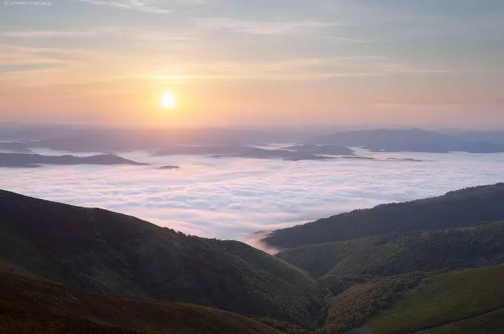 Në male, mbi retë ... Arra Mountain e Borzhavës në Alexander Kotenko lente 9037_1