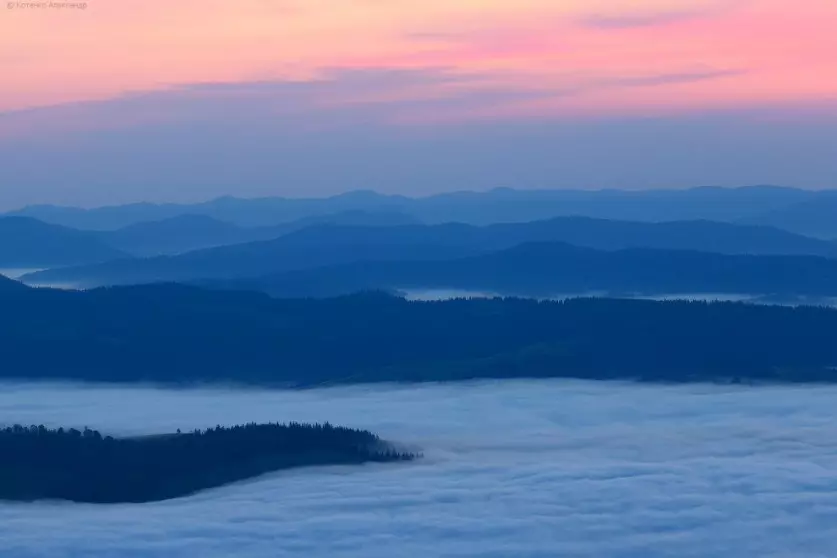 Në male, mbi retë ... Arra Mountain e Borzhavës në Alexander Kotenko lente 9037_17