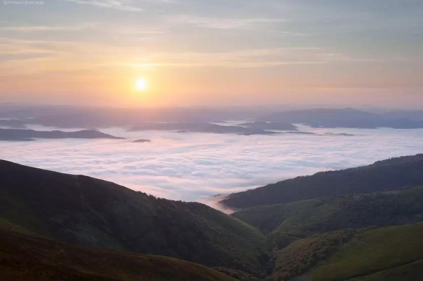 산에서 구름 위의 ... 알렉산더 코티 코 렌즈의 보르 지바의 산 배열 9037_20