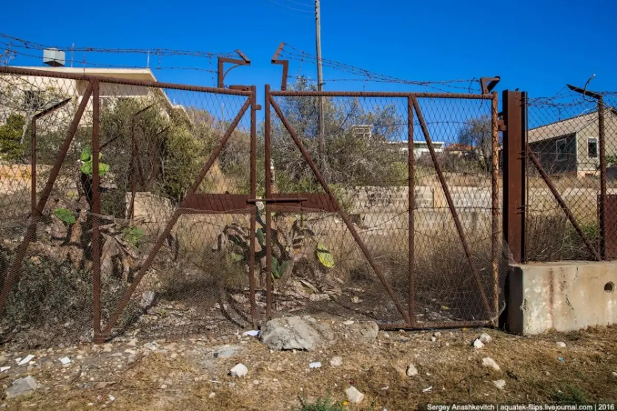 Cidade fantasma de Famagusta, Chipre nas fotos de Sergey Anashkevich 9154_19