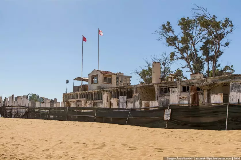 Cidade fantasma de Famagusta, Chipre nas fotos de Sergey Anashkevich 9154_5