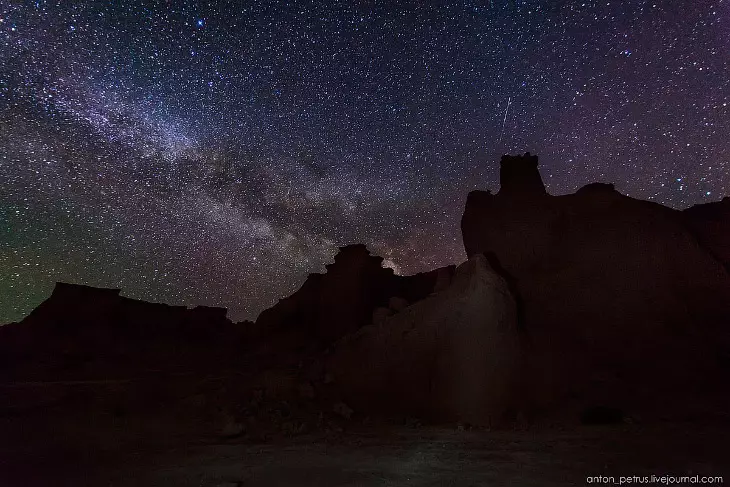 Maftun tong va Gobi cho'lining bir qismini sehrlaydi. Fotosuratchi Anton Petrus 9837_2