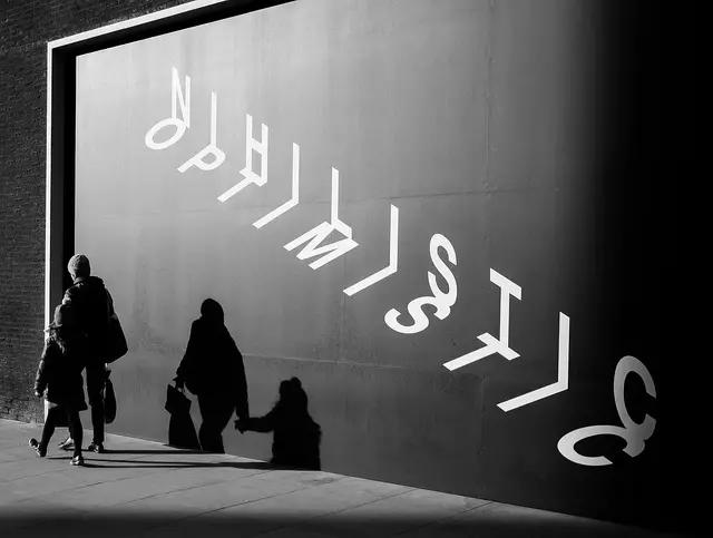 Falsafa ya Anwani ya Burudani katika kazi za Rupert Vandervell (Rupert Vandervell, England) 9875_13