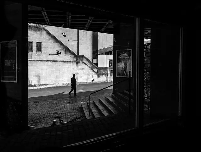 Falsafa ya Anwani ya Burudani katika kazi za Rupert Vandervell (Rupert Vandervell, England) 9875_7