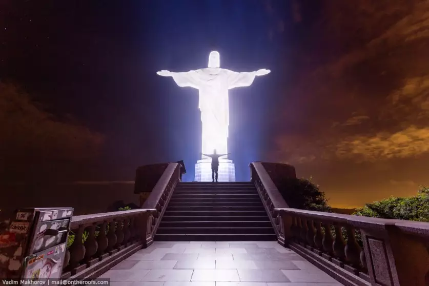 Fotografer vadim Makhorov di luhur patung Kristus di Rio de Janeiro 9989_5